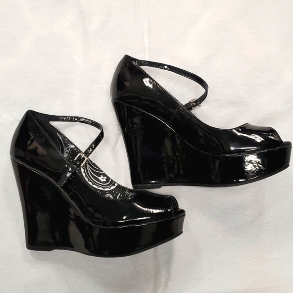 Dollhouse | Shoes | Patent Leather Wedge Heels | Poshmark
